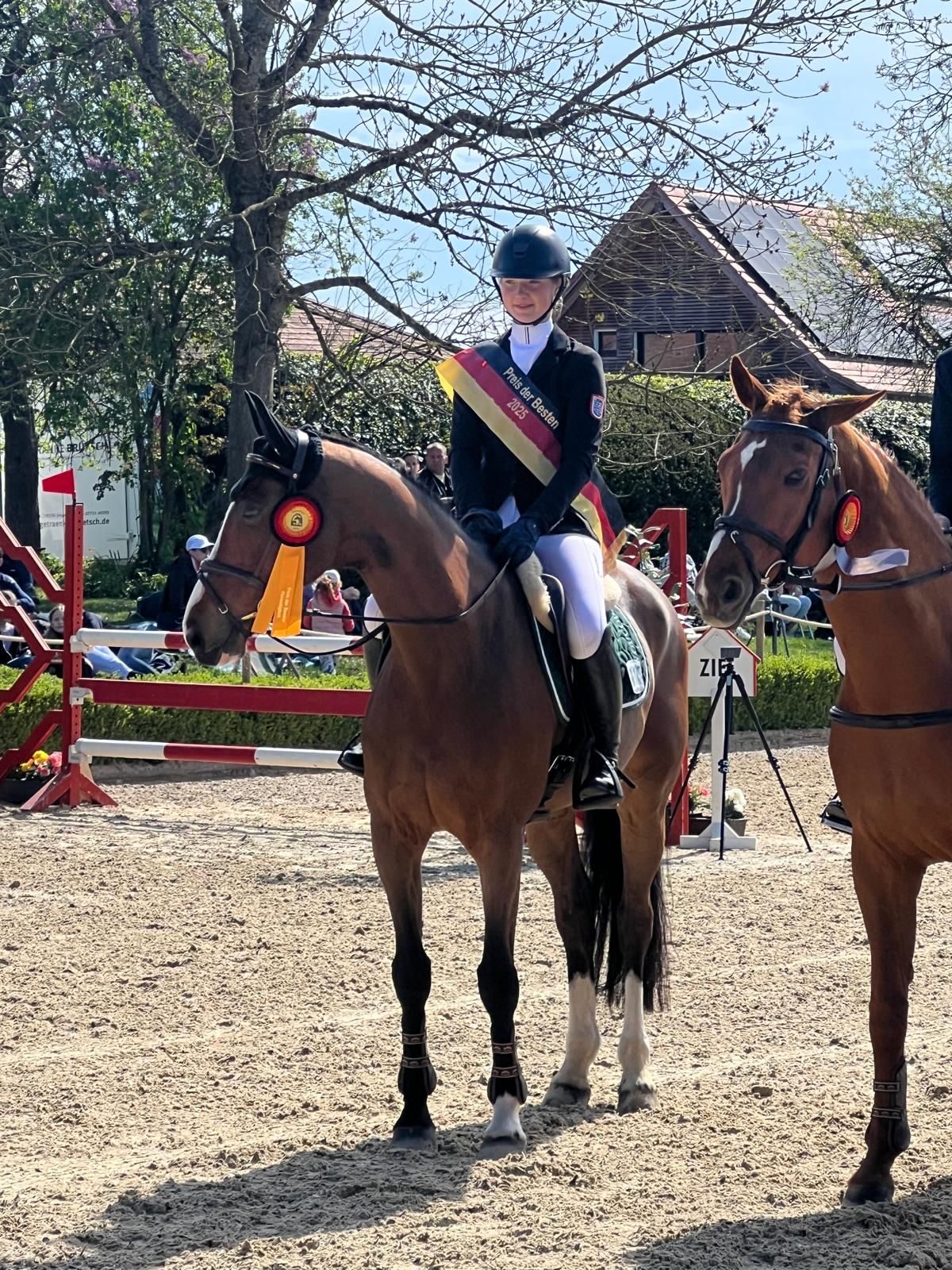 Preis der Besten Vielseitigkeit 2025: Doppelsieg für Isabella von Roeder